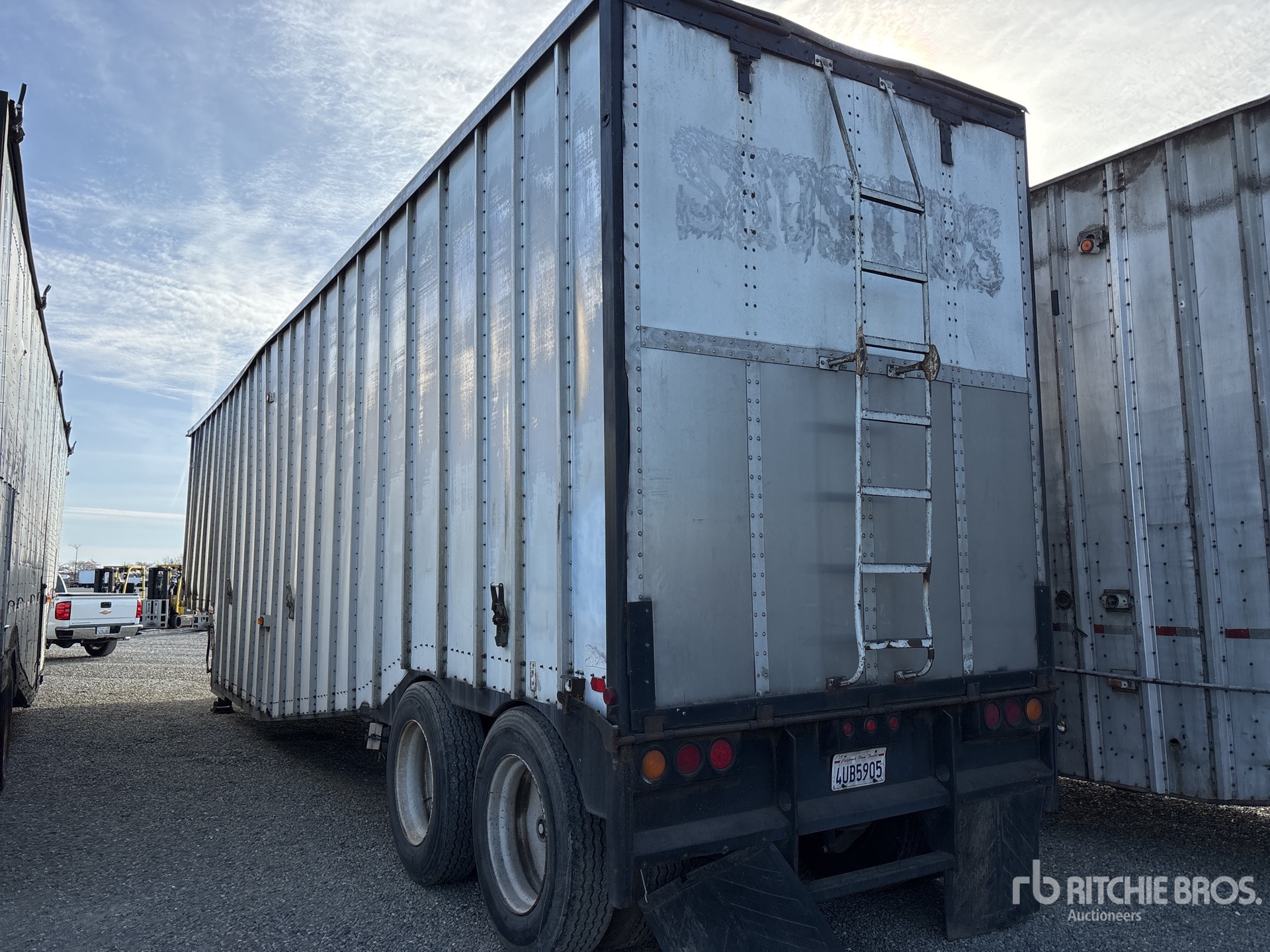 1990 Peerless 45 ft x 96 in T/A Open-Top Chip Trailer | Ritchie Bros ...