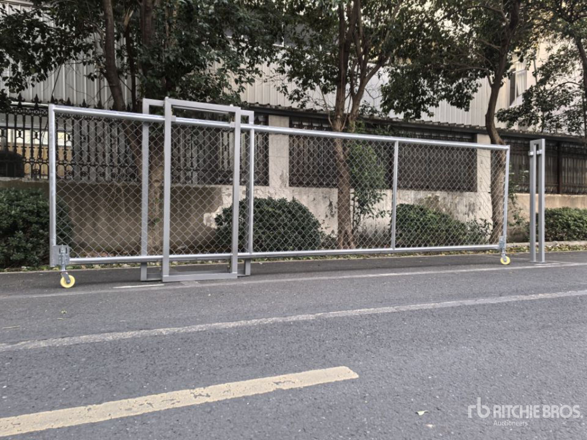 2025 Suihe SFSG-20F-5 20 ft x 6 ft Chain Link Sliding Driveway Gate ...