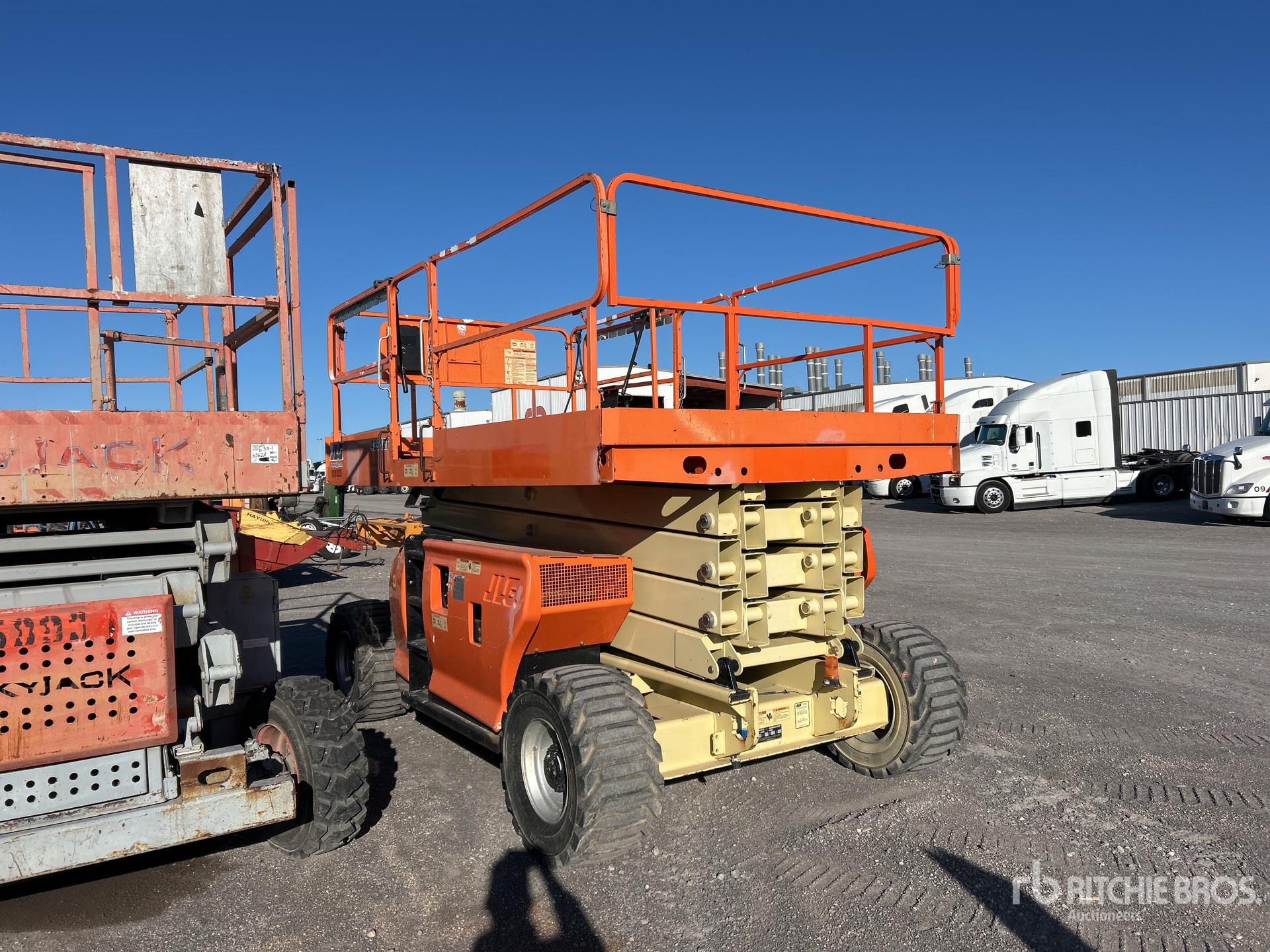 2015 JLG 4394RT 4x4 Diesel Scissor Lift | Ritchie Bros. Auctioneers