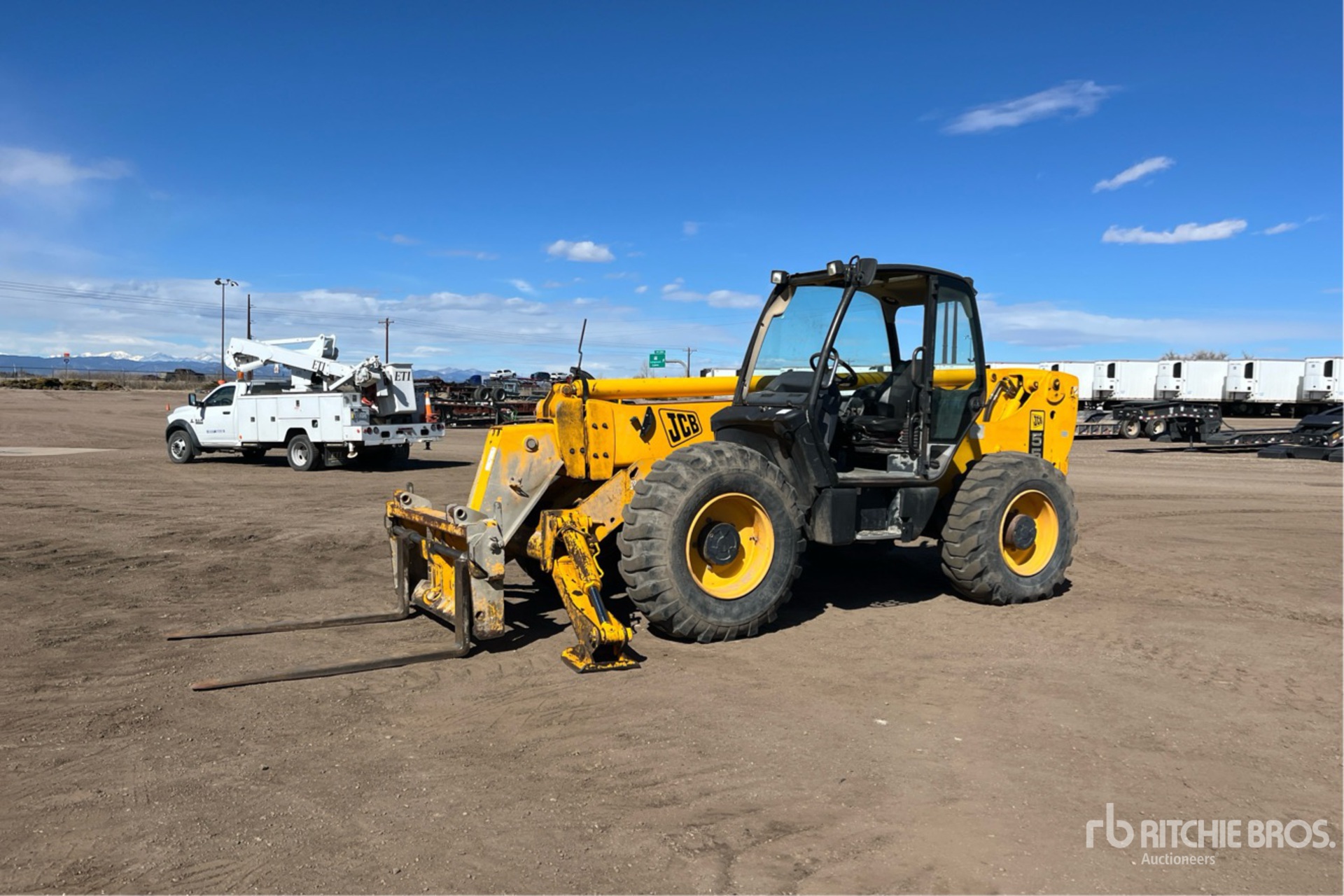 2007 JCB 550-140 Telehandler | Ritchie Bros. Auctioneers