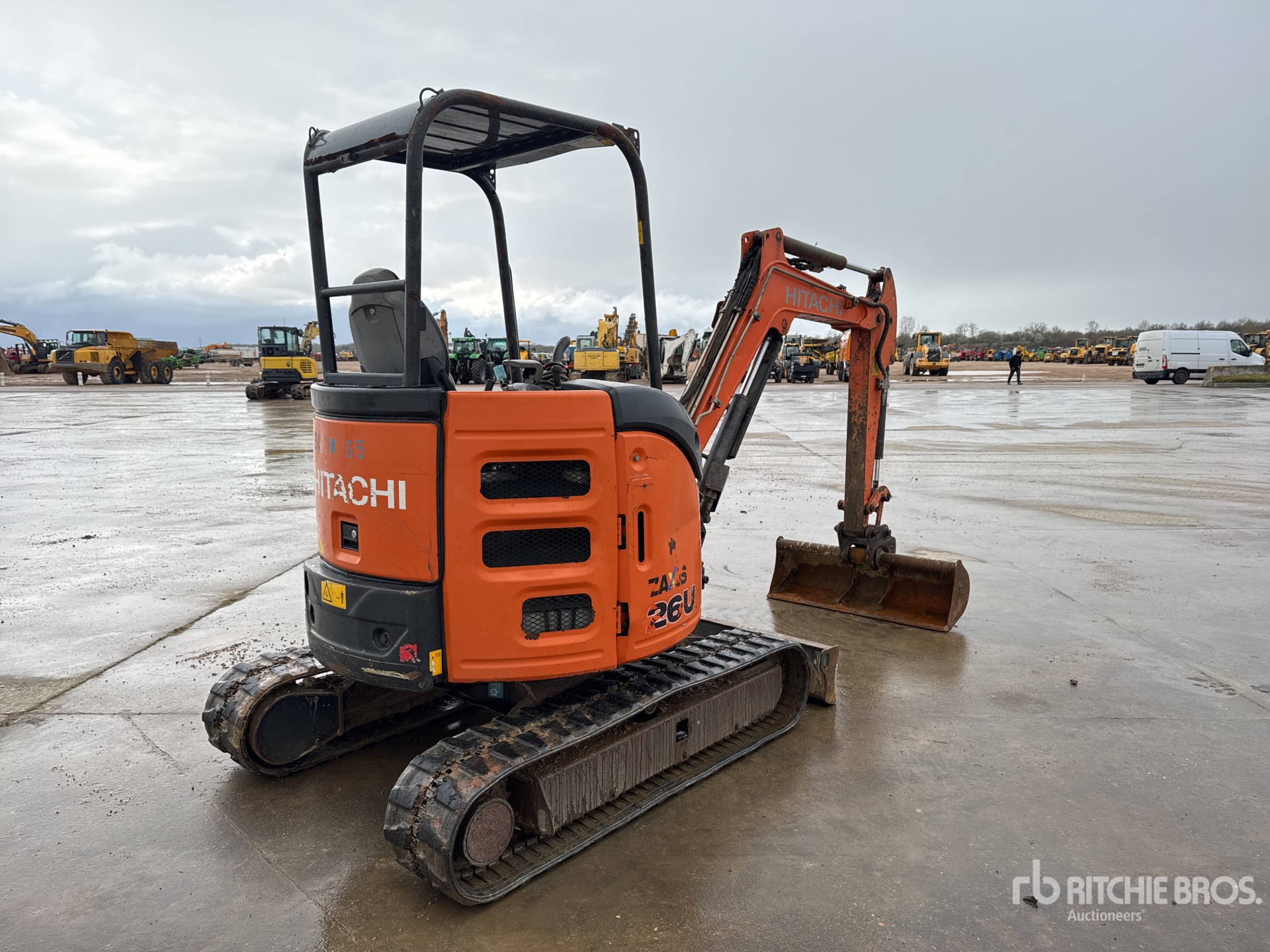 2018 Hitachi ZX26U-5A YR Mini-Pelle Mini Excavator | Ritchie Bros. Auctioneers