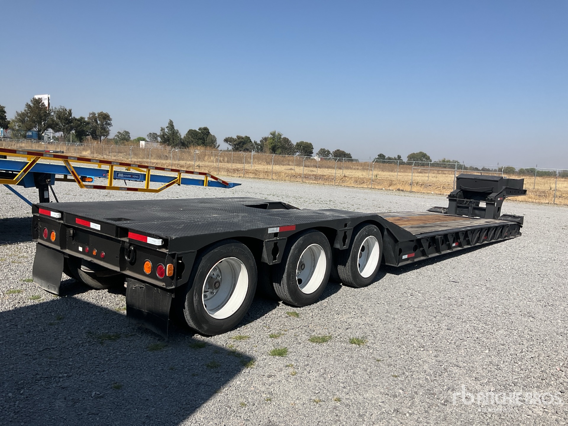 1999 Load King HDD503 50 ton Tri/A Removable Gooseneck Cama Baja ...