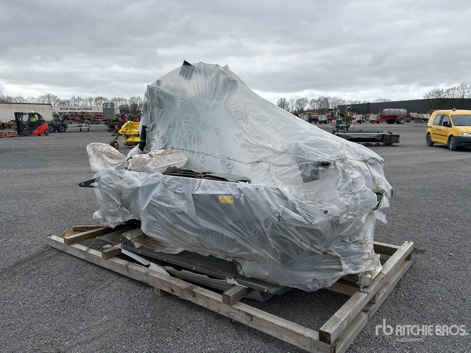 2022 Fendt Slicer 3160TLXKC Disc Mower | Ritchie Bros. Auctioneers