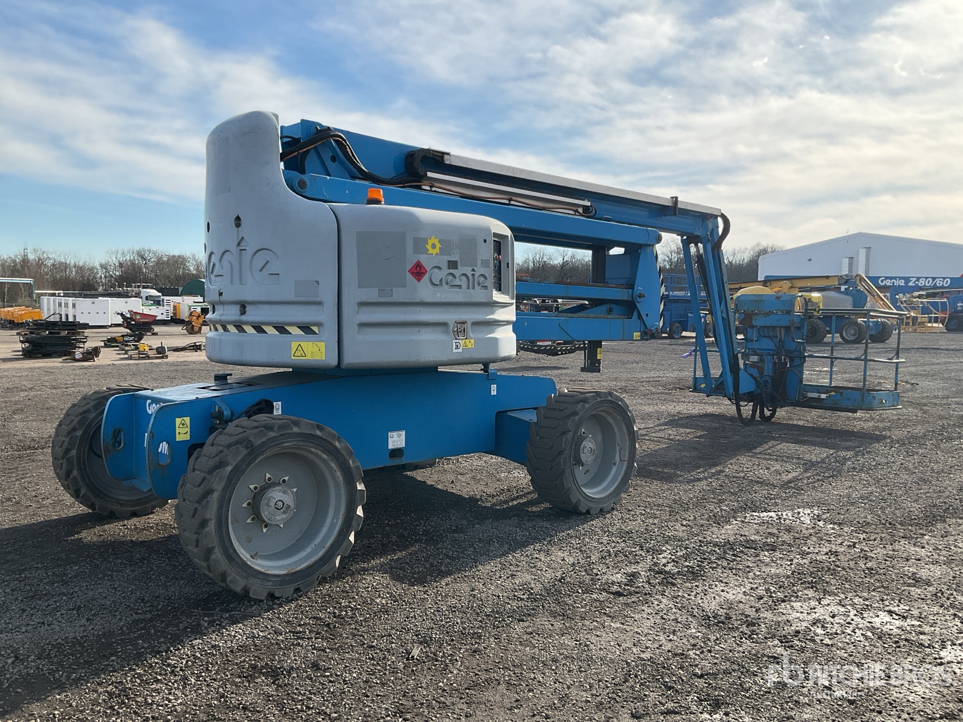 2014 Genie Z6034 4WD Diesel Articulating Boom Lift | Ritchie Bros ...