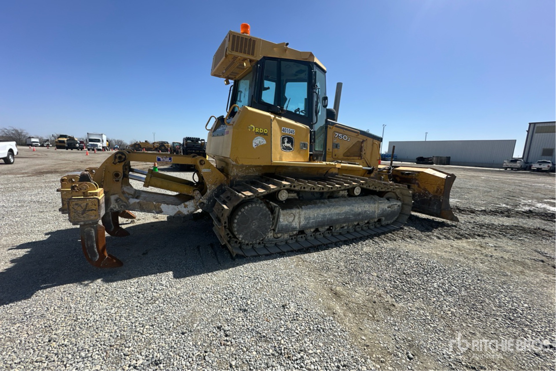 2010 John Deere 750J LT Crawler Dozer | Ritchie Bros. Auctioneers