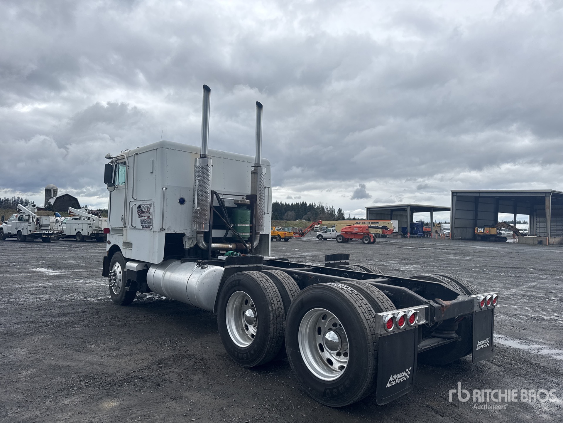 1989 Peterbilt 362 6x4 COE Sleeper Cab and Chassis | Ritchie Bros ...