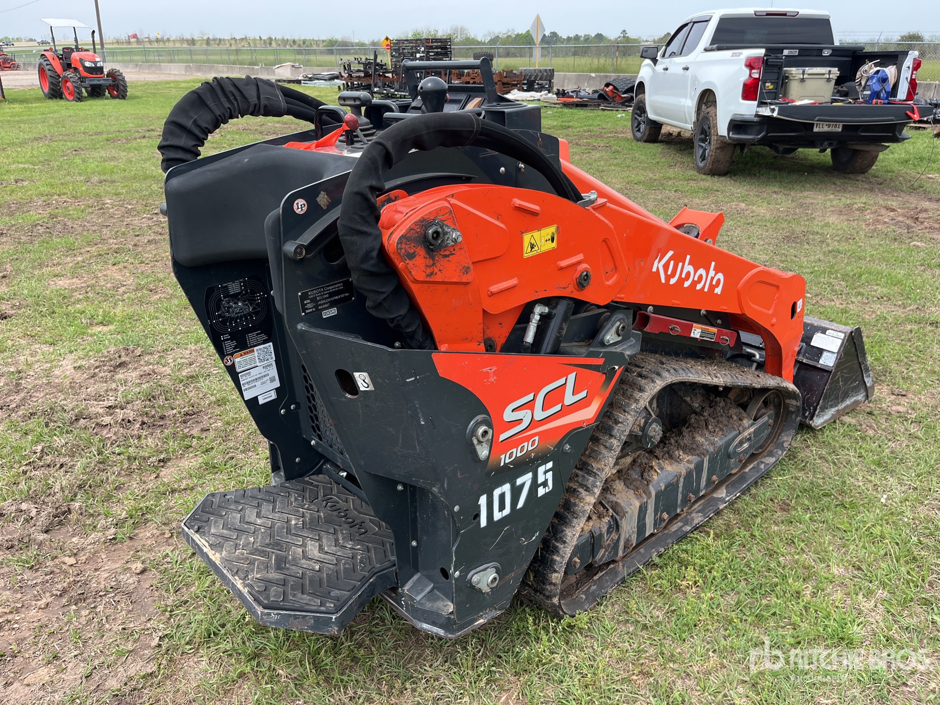 2022 Kubota SCL1000 Mini Compact Track Loader | Ritchie Bros. Auctioneers