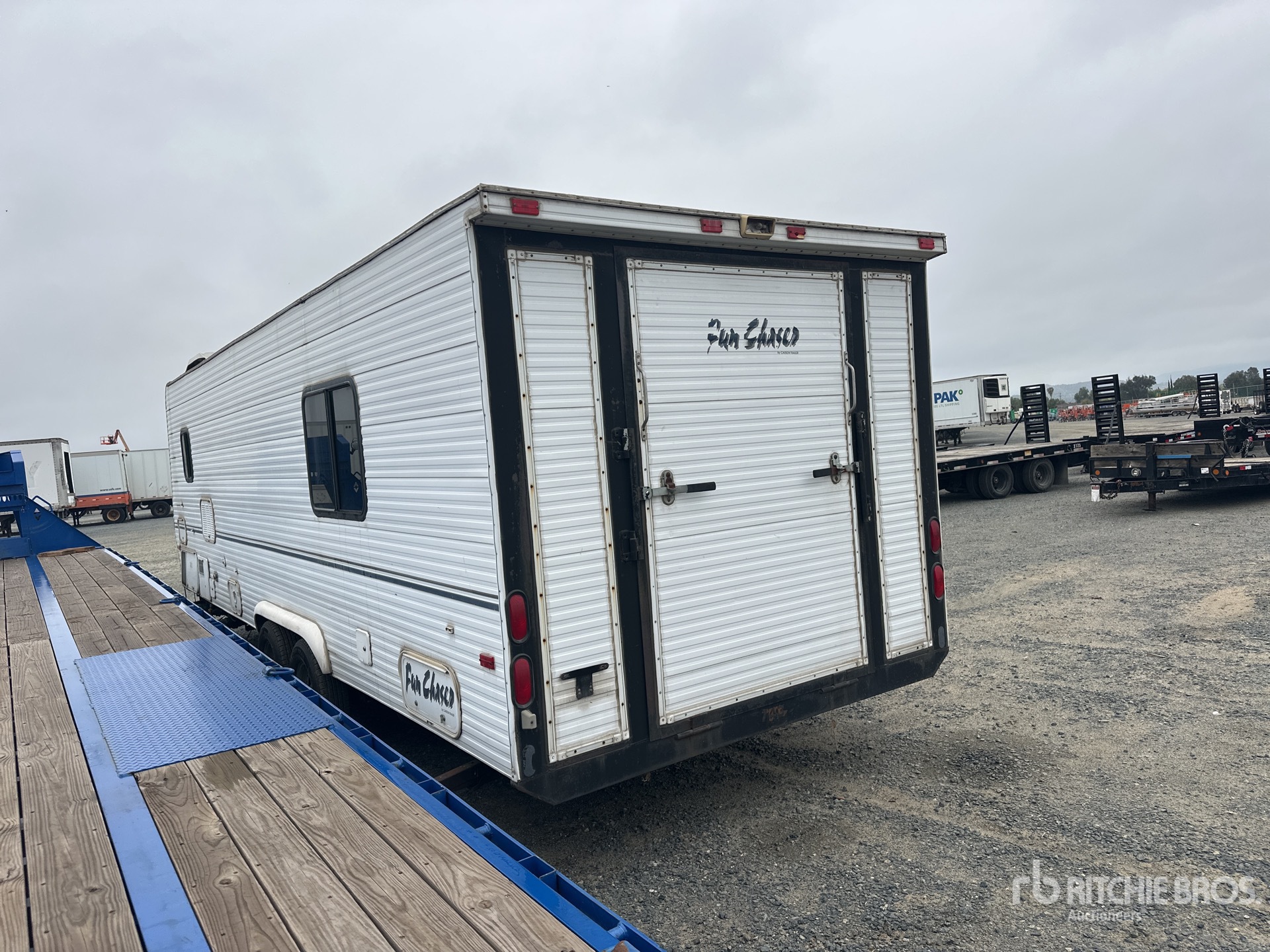 1998 Carson 24 ft T/A Toy Hauler Travel Trailer | Ritchie Bros. Auctioneers