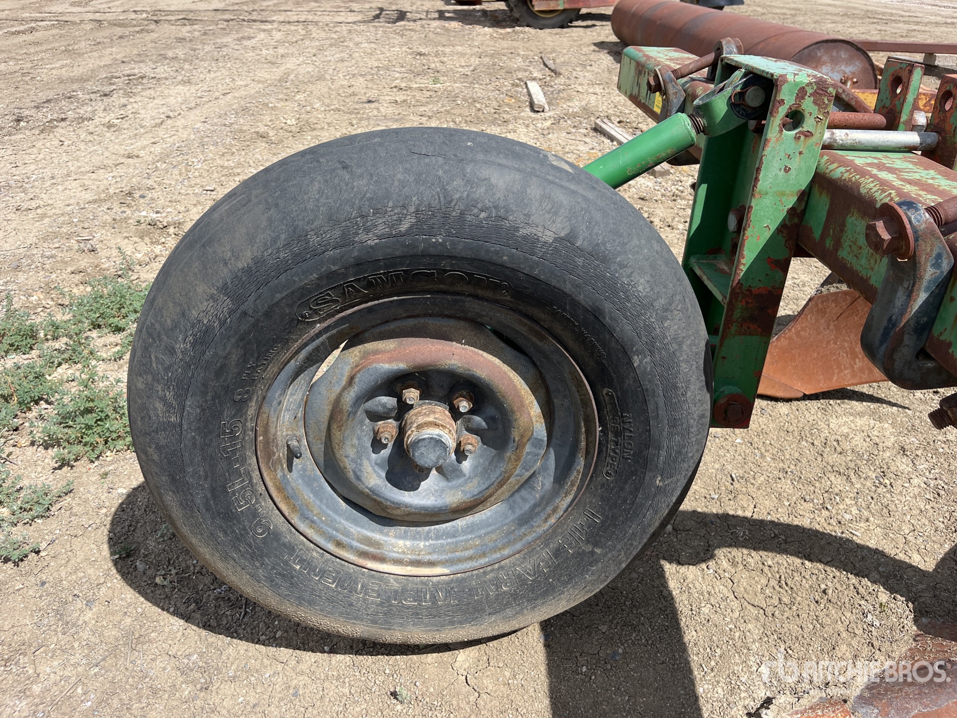 HCL 22 ft 3-Point Cultivator | Ritchie Bros. Auctioneers