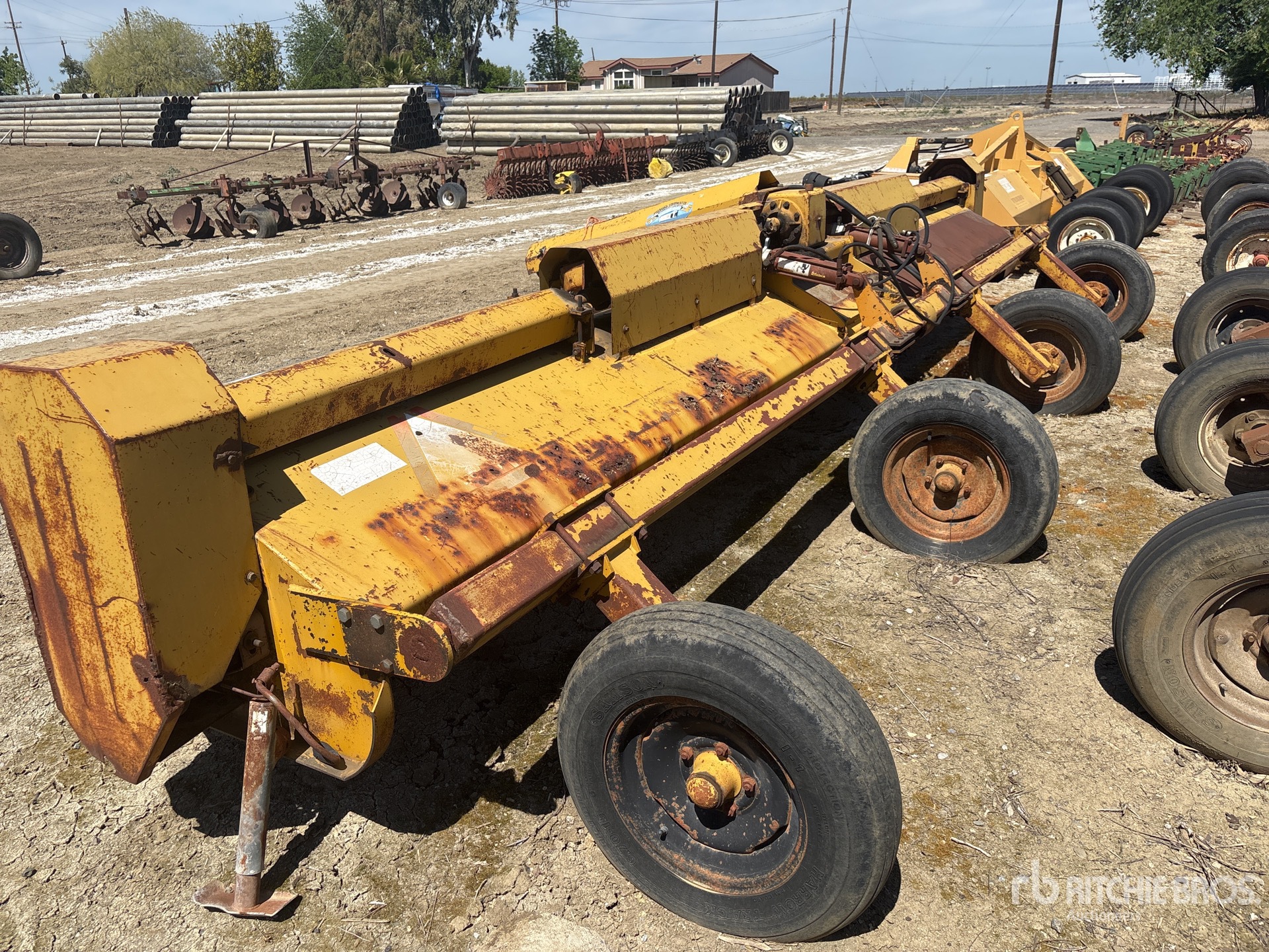 Dandl RC19 19 ft Semi-Mount Trinciastocchi | Ritchie Bros. Auctioneers