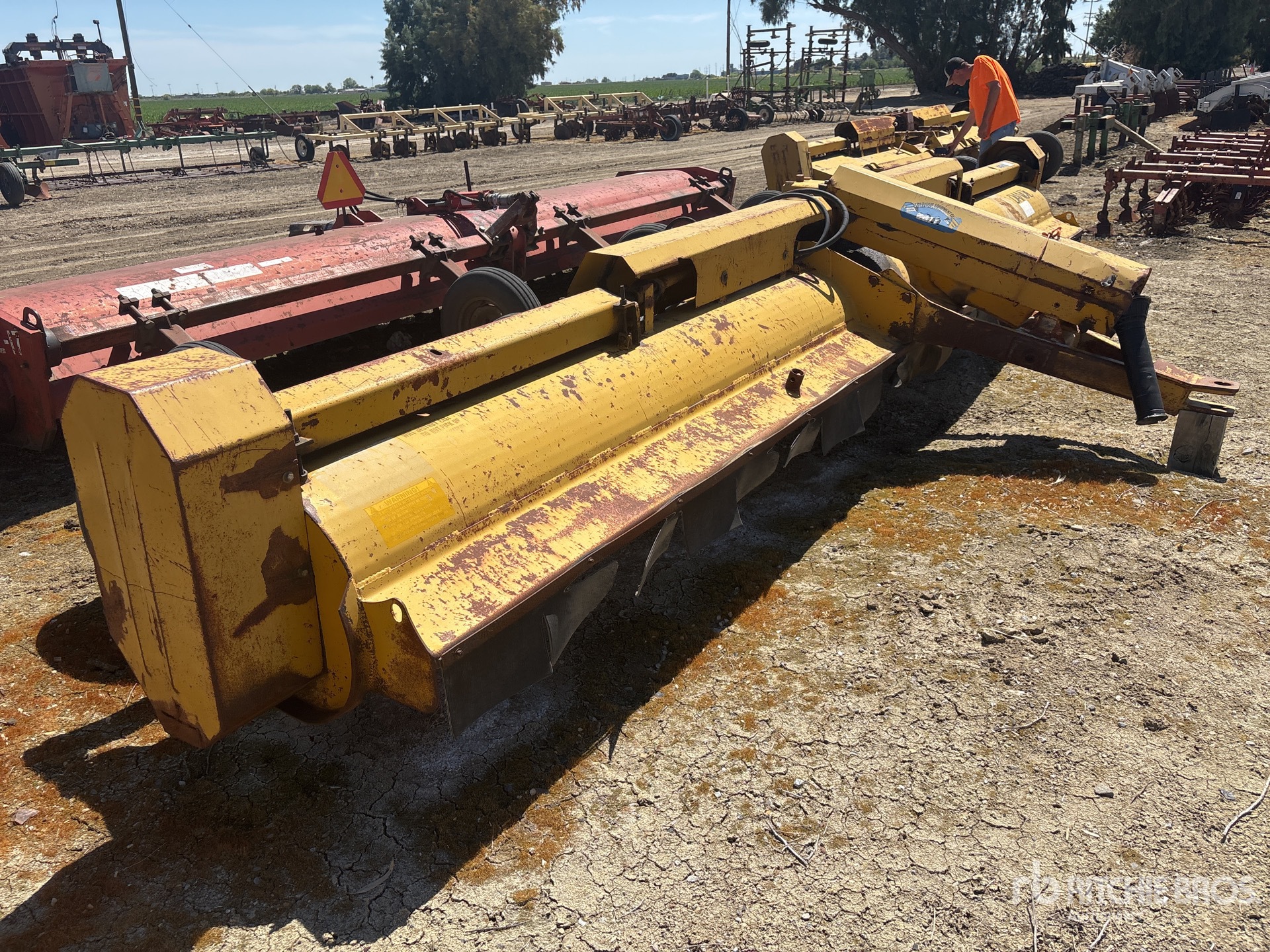 Dandl RC19 19 ft Semi-Mount Trinciastocchi | Ritchie Bros. Auctioneers