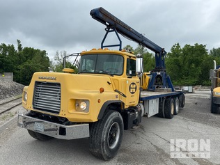 1995 Jiffy lift PC16E Straight Boom on 1995 Mack DM688S 8x4 Boom Truck ...