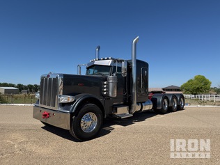 2019 Peterbilt 389 8x4 Twin-Steer Heavy Haul Heavy Haul Tri/A Sleeper ...