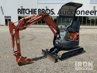 2015 年 Hitachi ZX15UR Tracked Excavator in Narita City, Japan (Asia ...
