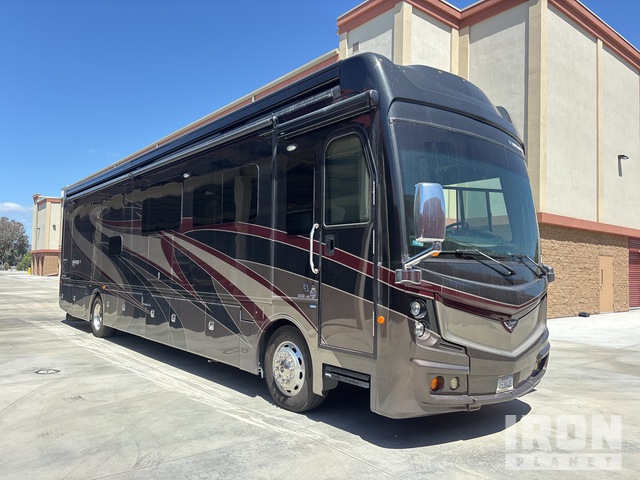 2018 Fleetwood Discovery Motor Home in Santee, California, United ...