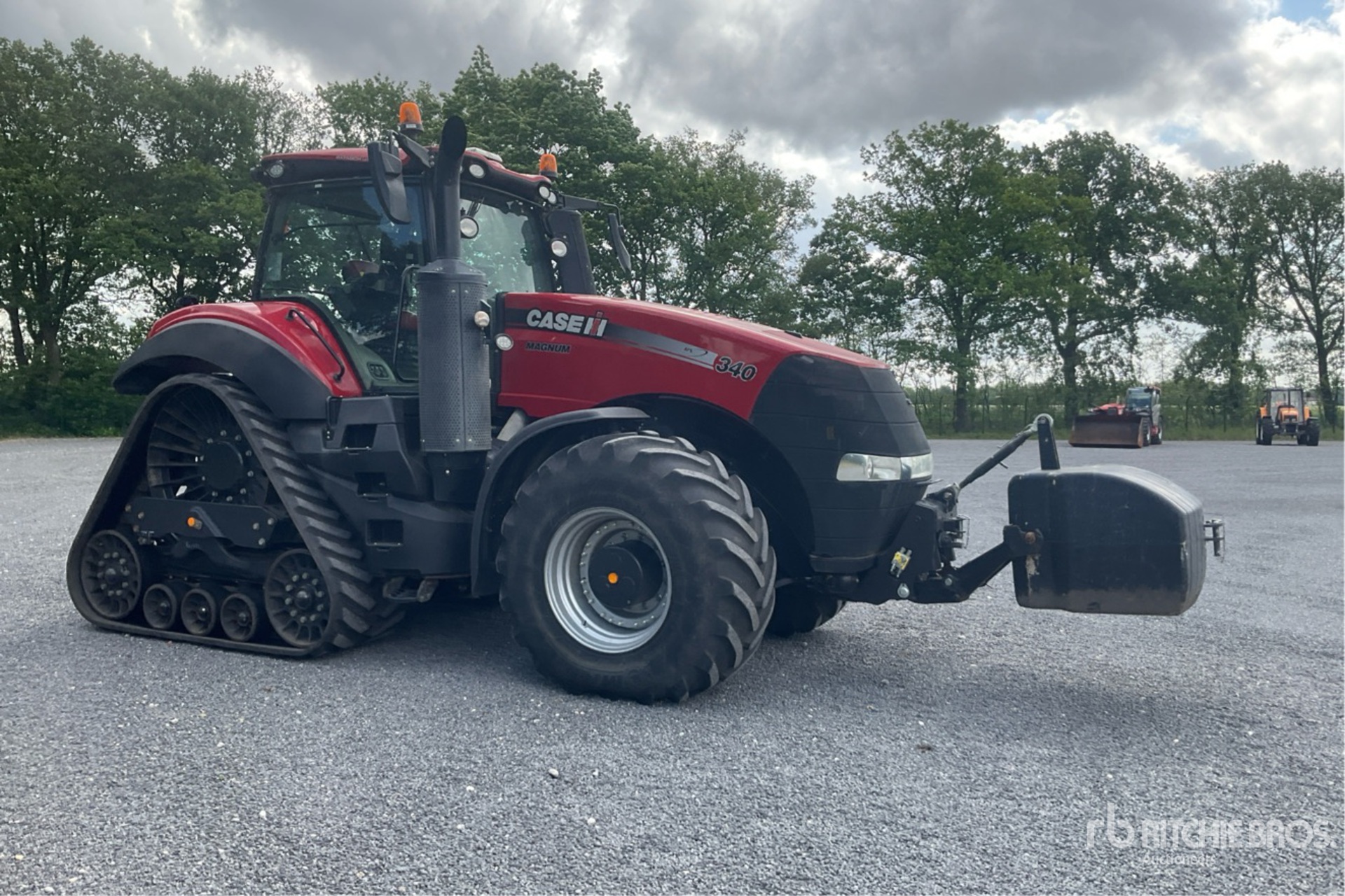 2018 Case IH Magnum 340 Rowtrac Track Tractor | Ritchie Bros. Auctioneers