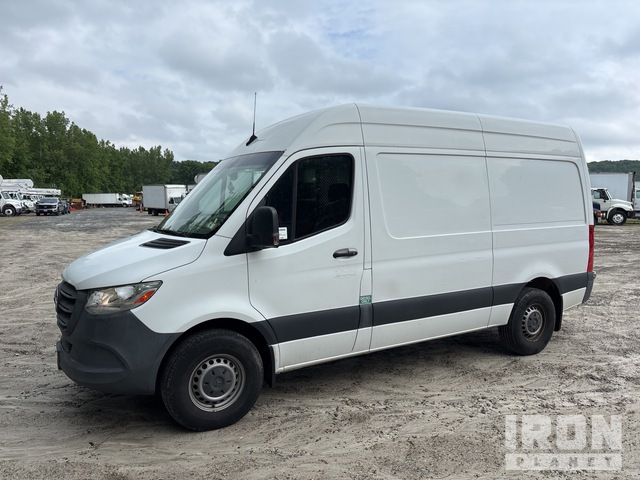 2020 Mercedes-Benz 2500 Sprinter Cargo Van in North Franklin ...
