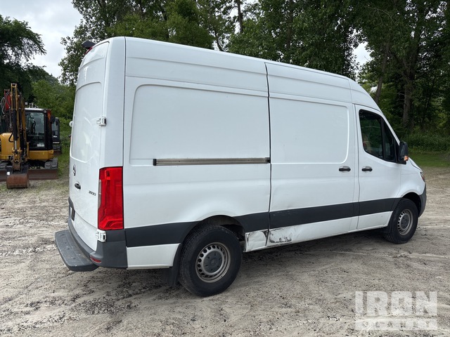 2020 Mercedes-Benz 2500 Sprinter Cargo Van in North Franklin ...