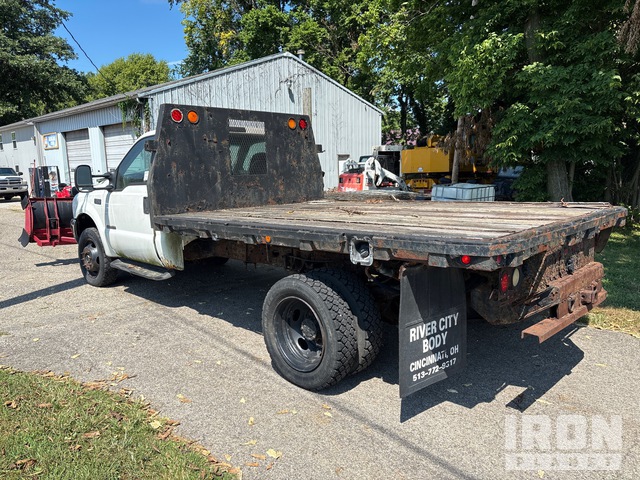 2001 Ford F-550 4x4 Flatbed Truck w/ Snow Plow in Glenwood, Indiana ...
