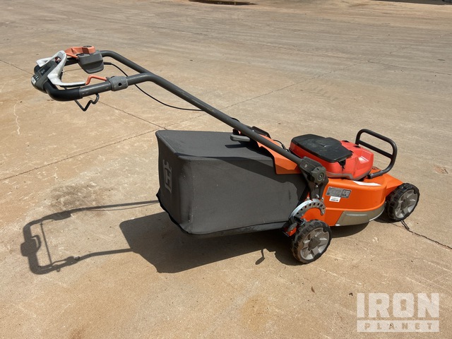 2020 Husqvarna W520I Walk-Behind Electric Lawn Mower in Edmond ...