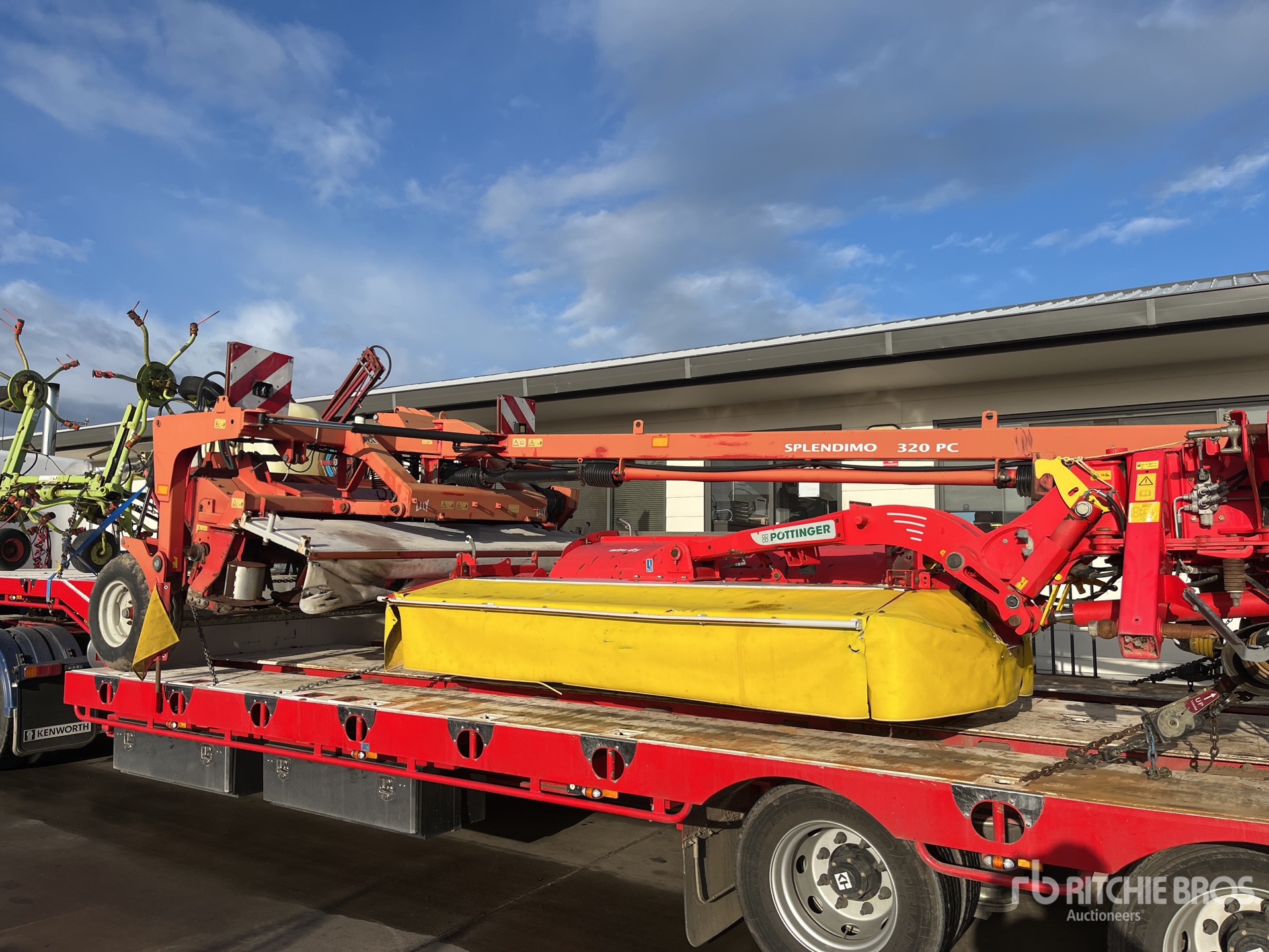 Lely Splendimo 320PC 3000 mm 3-Point Hitch Disc Mower | Ritchie Bros ...