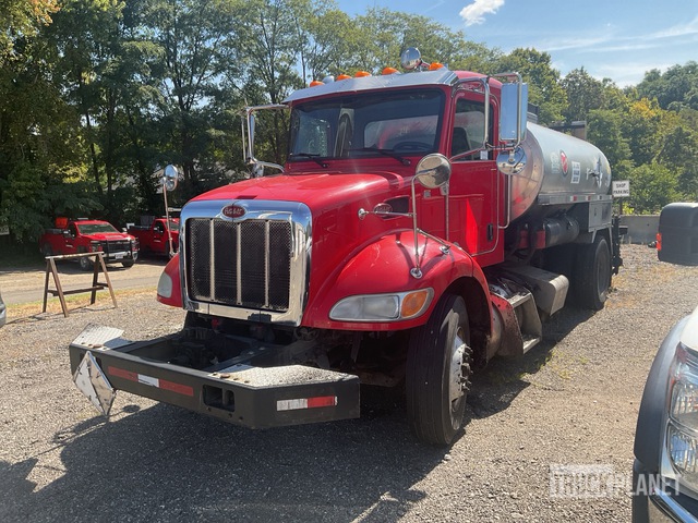 Etnyre 2000 gal on 2016 Peterbilt 337 4x2 Asphalt Distributor Truck ...