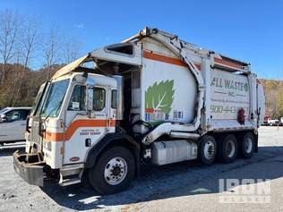 2016 Peterbilt 320 8x4 Front Loader Waste Collection Truck in North ...