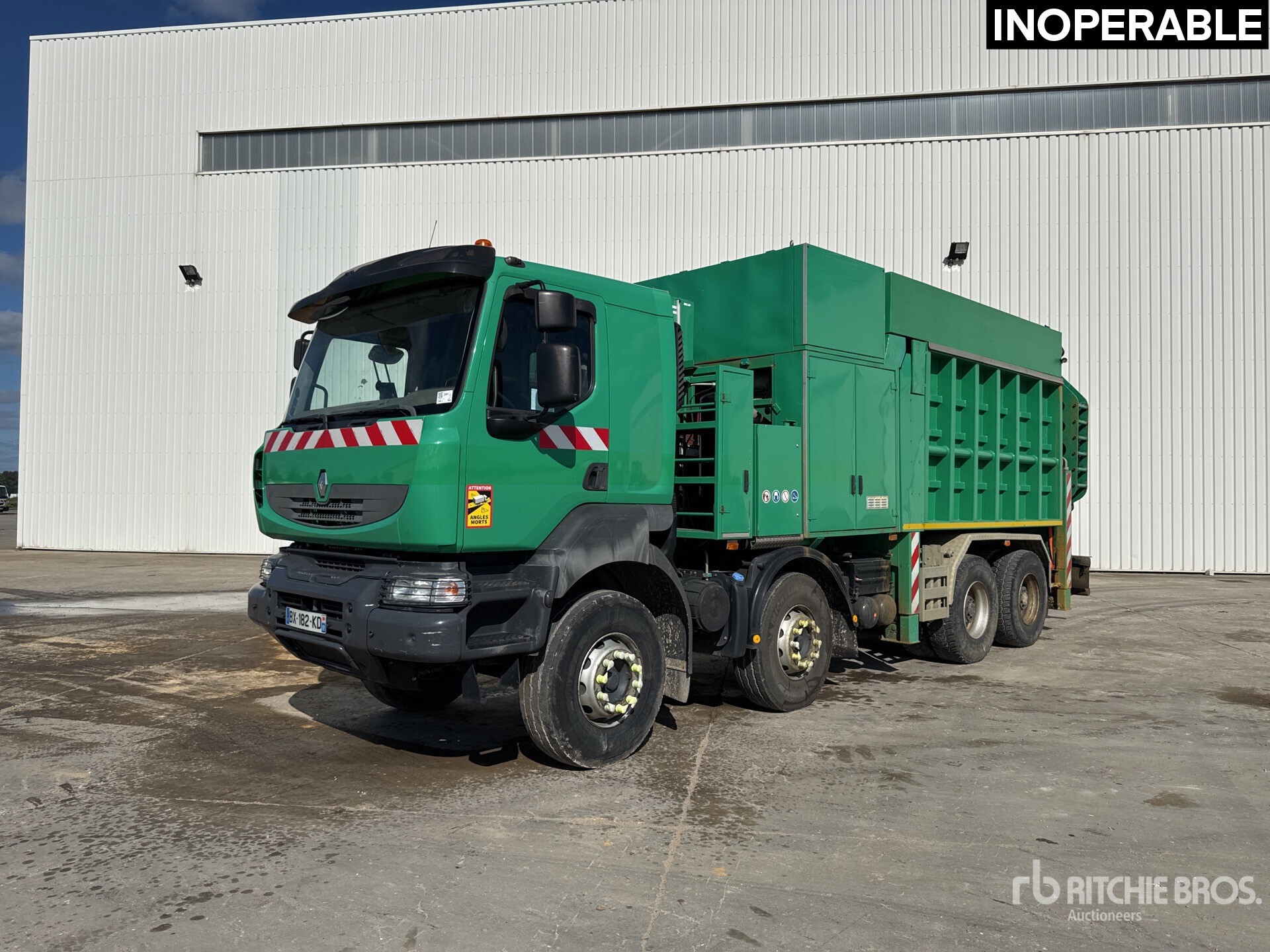 2011 Renault Kerax 8x4 Camion Aspiratrice 8x4 Vacuum Excavator Truck (Inoperable) | Ritchie Bros ...