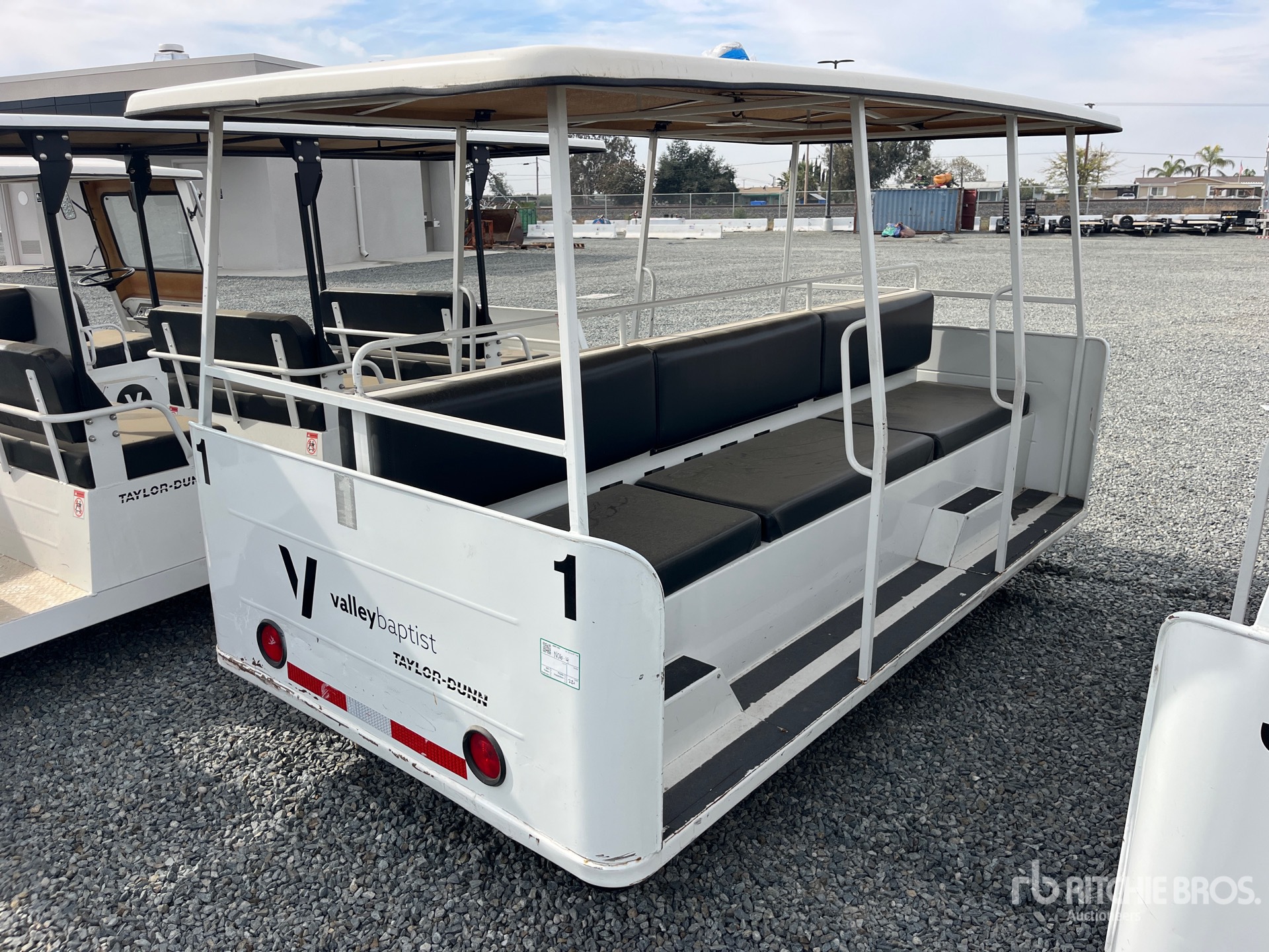 Taylor Dunn T-942 9 ft 8 in 2/Axle Cart Trailer | Ritchie Bros. Auctioneers