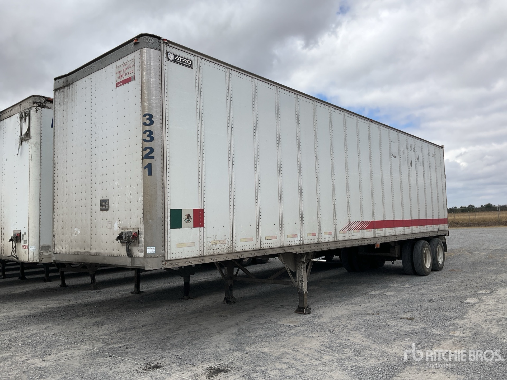 2022 Atro 40 ft x 102 in T/A Caja Seca / Van Trailer | Ritchie Bros. Auctioneers