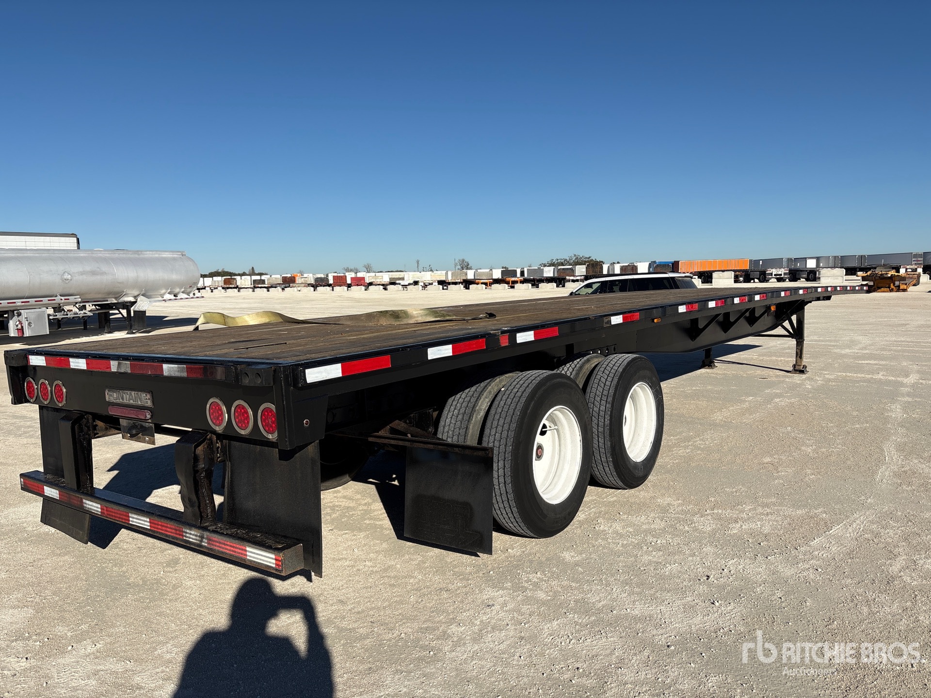 2009 Fontaine VET18048SLWK 48 ft T/A Flatbed Trailer | Ritchie Bros ...