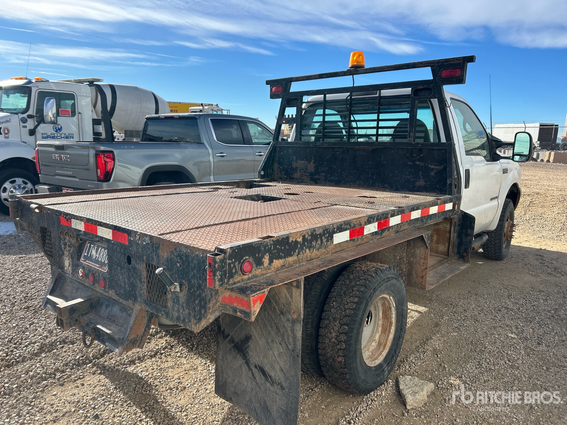 2001 Ford F-350 4x4 Flatbed Truck (Inoperable) | Ritchie Bros. Auctioneers