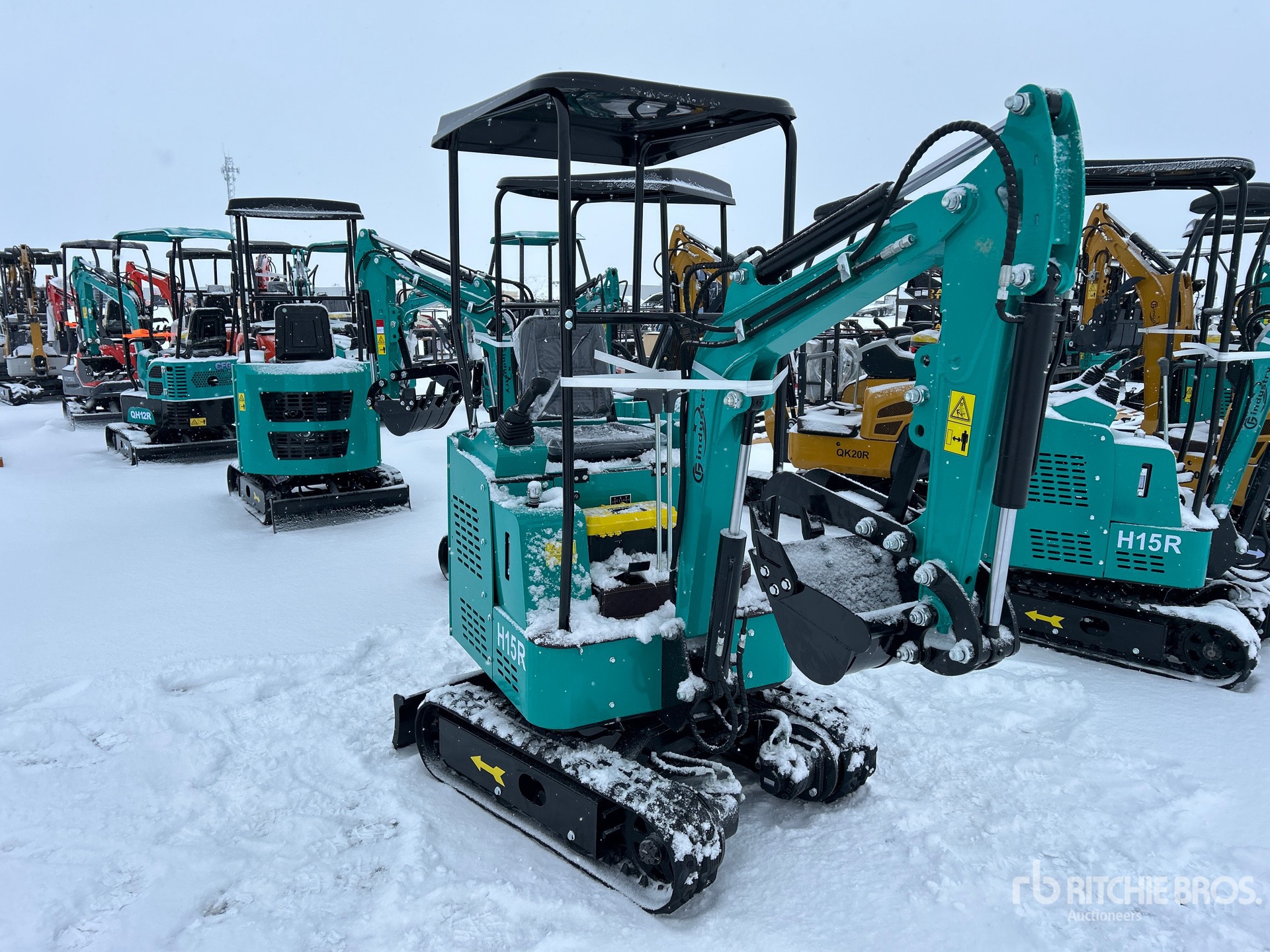 2025 CFG H15R Mini Excavator (Unused) | Ritchie Bros. Auctioneers