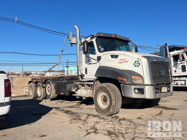 2011 Cat CT660L 6x4 Roll-Off Truck in Keasbey, New Jersey, United ...