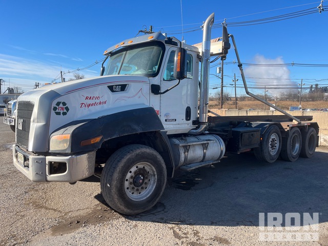 2011 Cat CT660L 6x4 Roll-Off Truck in Keasbey, New Jersey, United ...