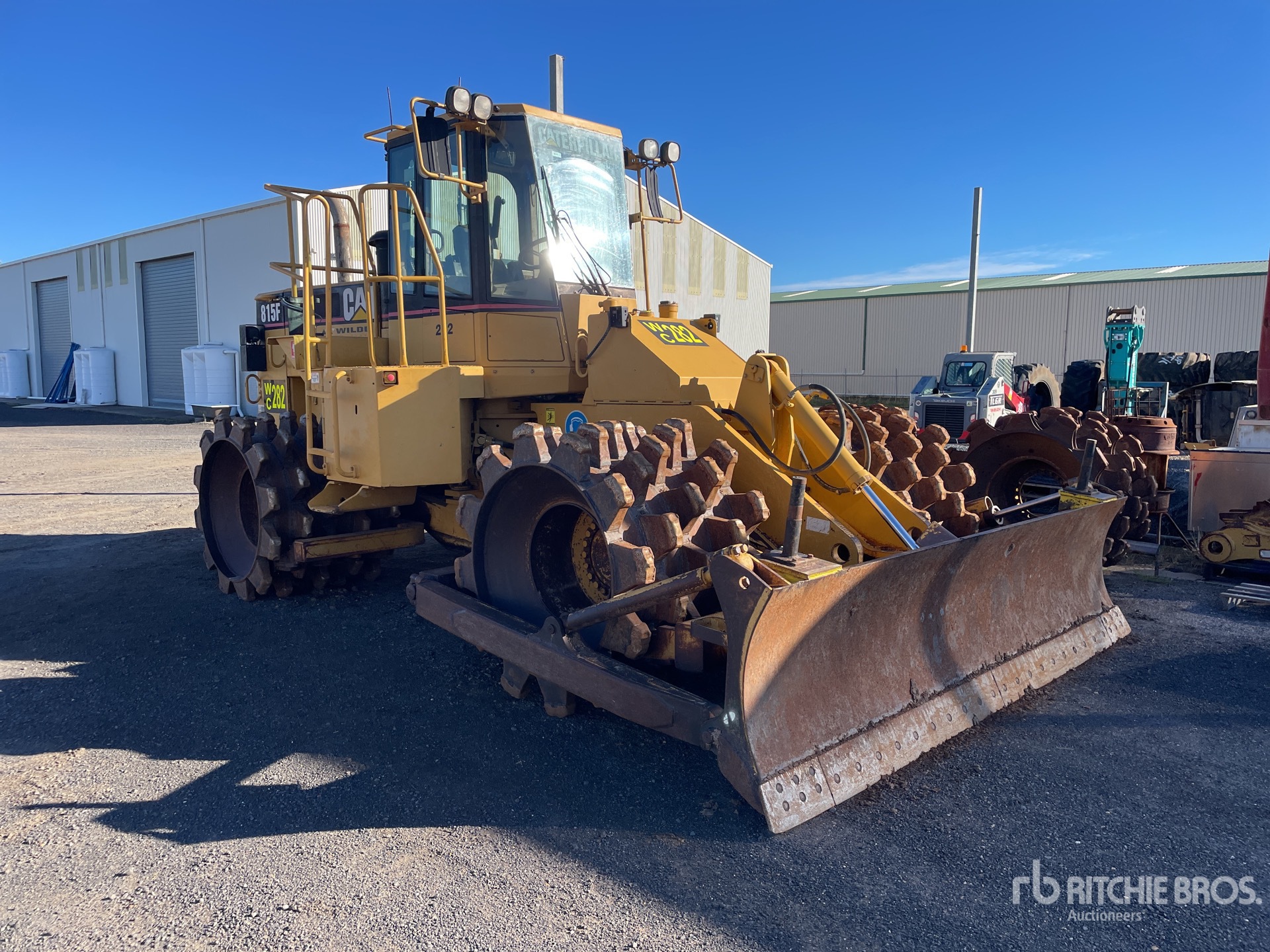 2005 Cat 815F Soil Compactor | Ritchie Bros. Auctioneers