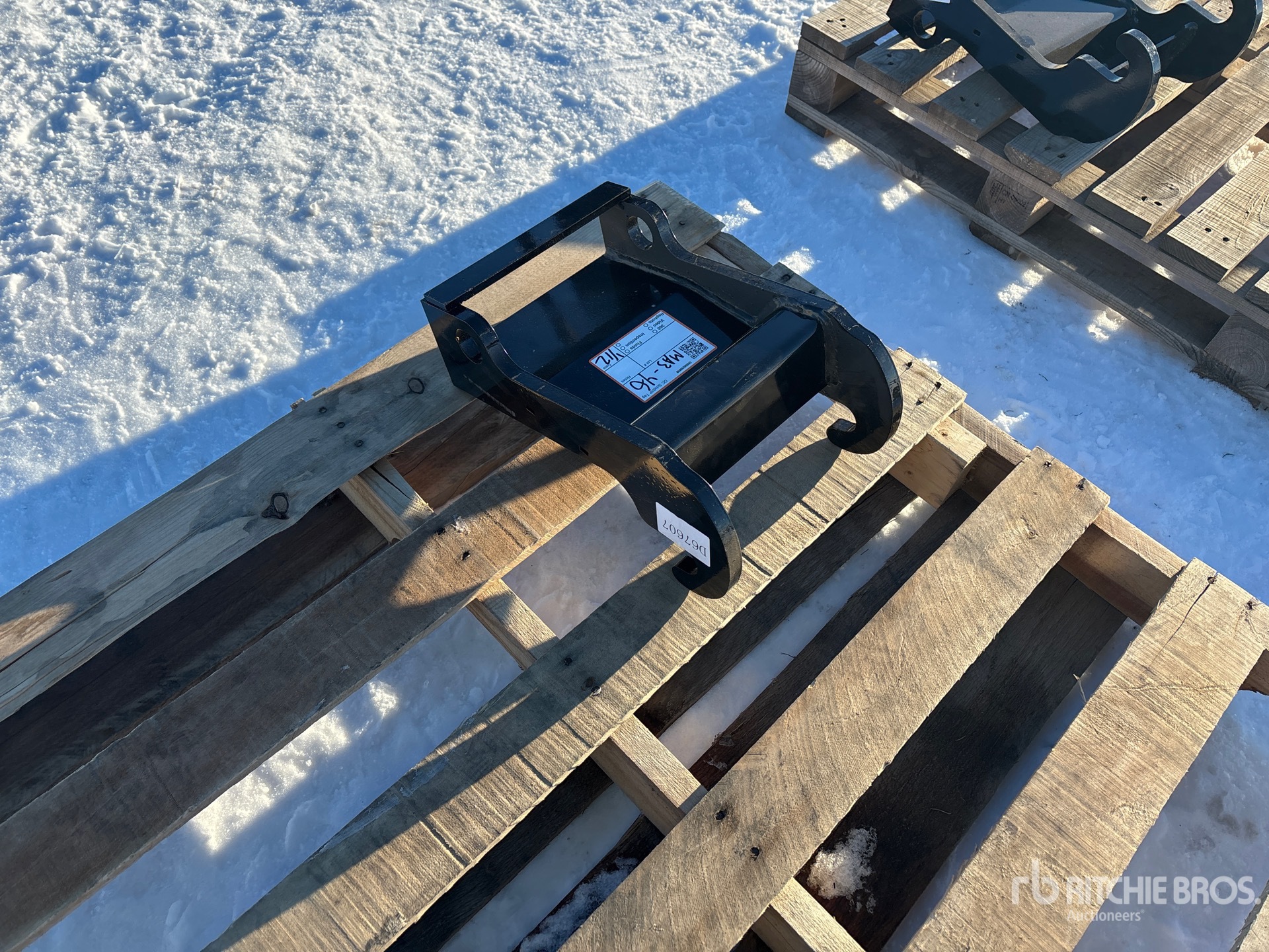 2026 GIYI 9.5 in Excavator Coupler - Fits Bobcat E Series Excavators ...