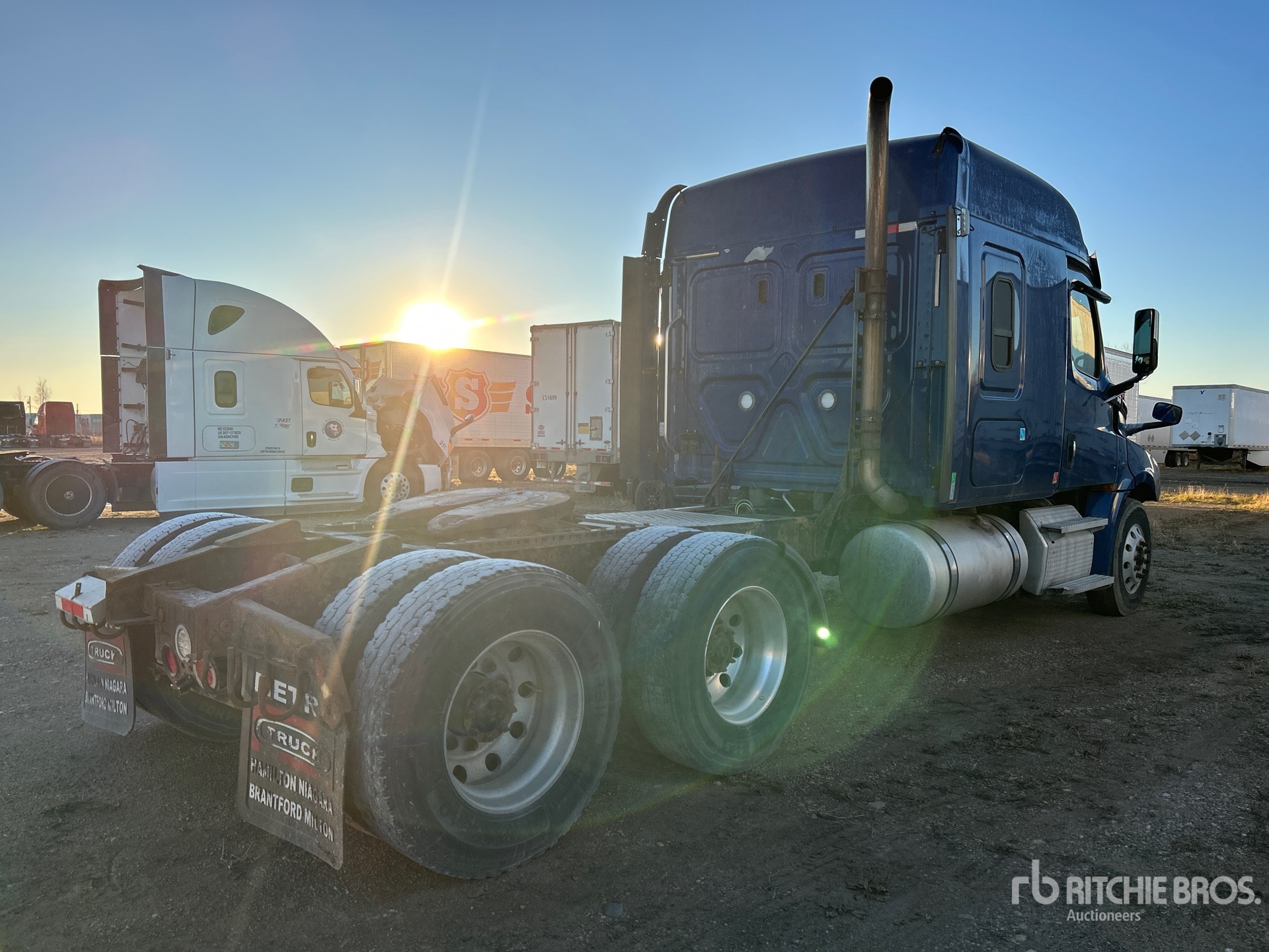 2020 Freightliner Cascadia 126 6x4 Tracteur Routier Couchette ...