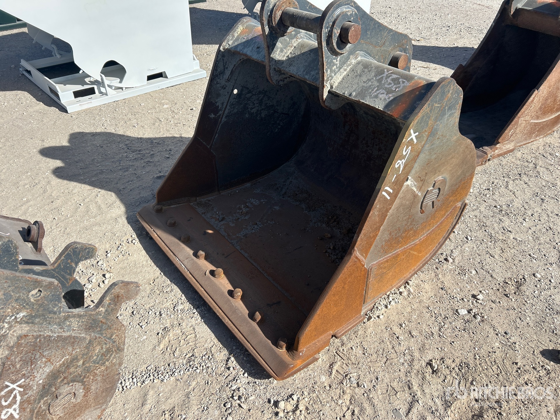 Paladin 48 in Cleanup Godet d'excavatrice - Fits John Deere 135G ...