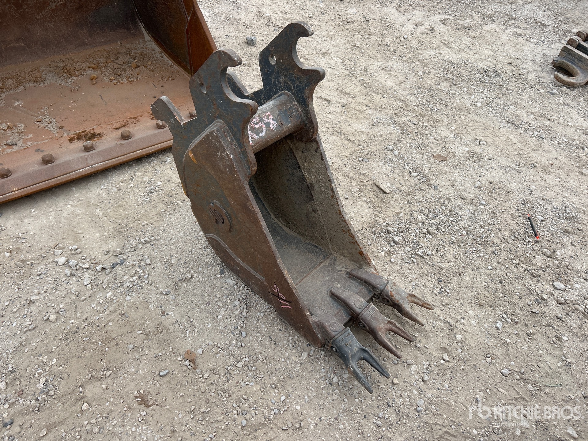 Paladin 14 in Q/C Digging Godet d'excavatrice - Fits John Deere 50G ...