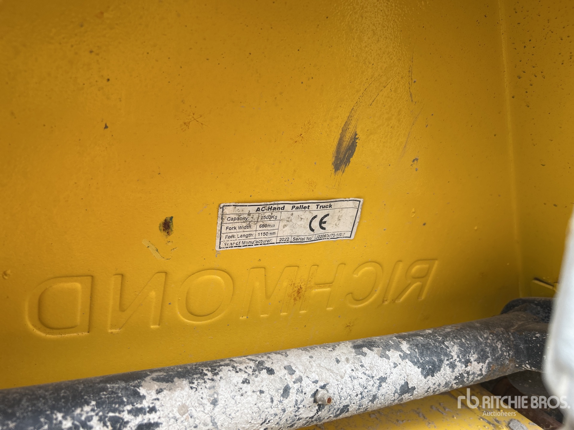 Quantity of (3) Pallet Jack | Ritchie Bros. Auctioneers