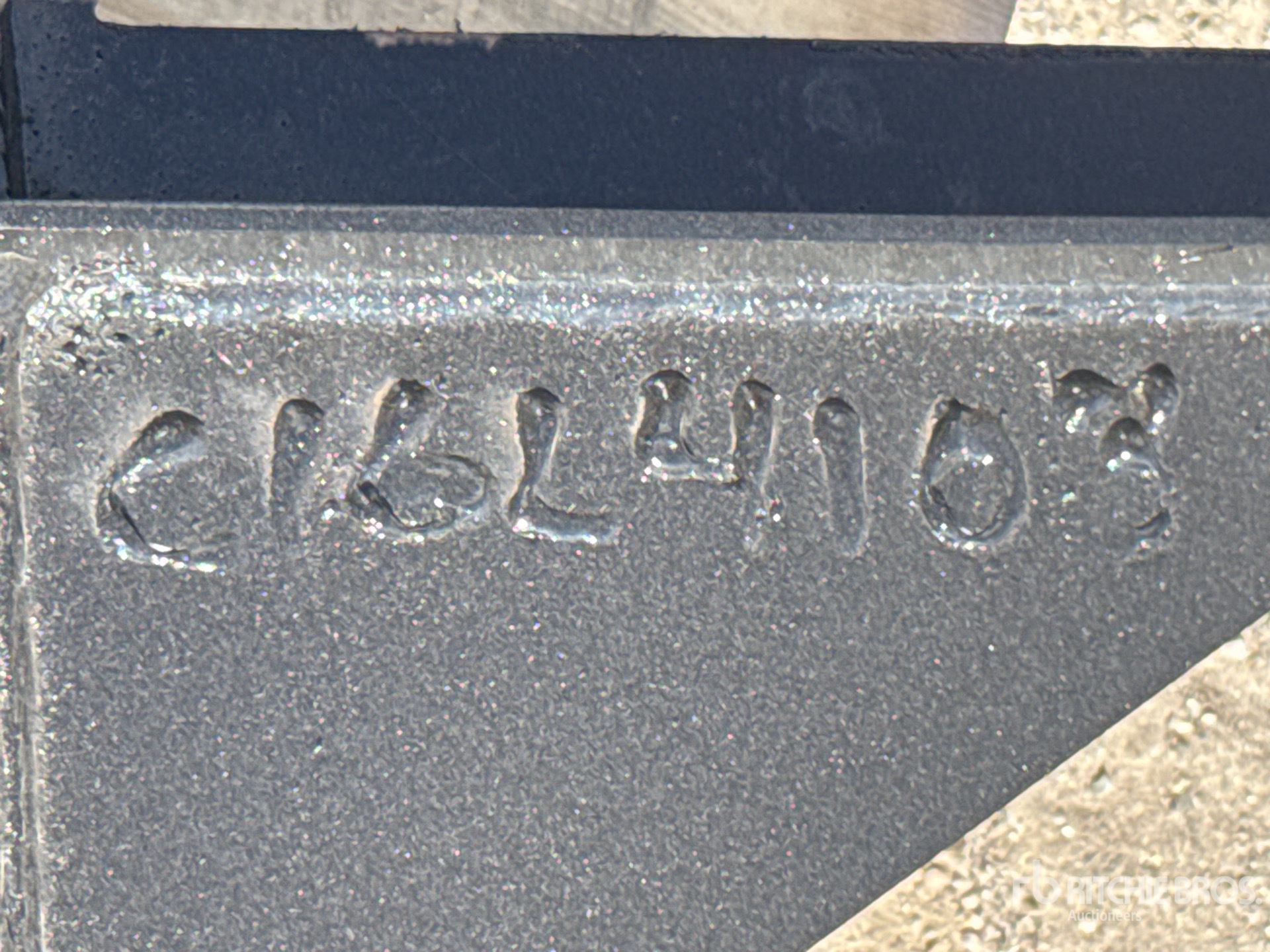 2025 Kit Containers QT-45-FF-42 42 in Skid Steer Forks | Ritchie Bros ...