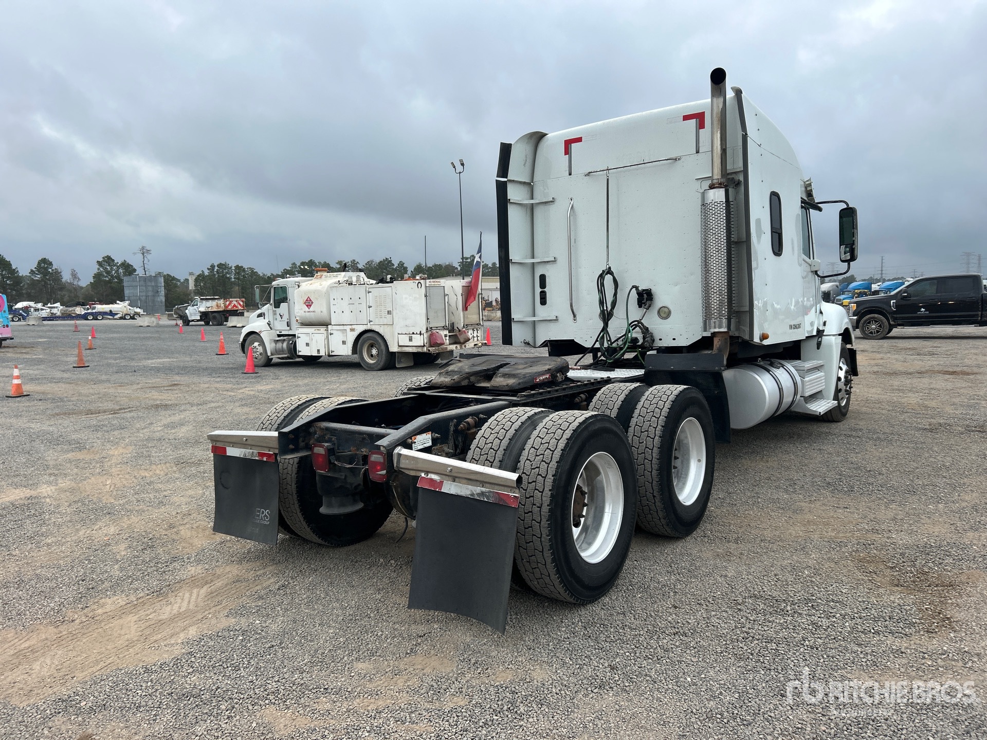 2016 Freightliner Columbia 6x4 Sleeper Prime Mover (Glider Kit ...