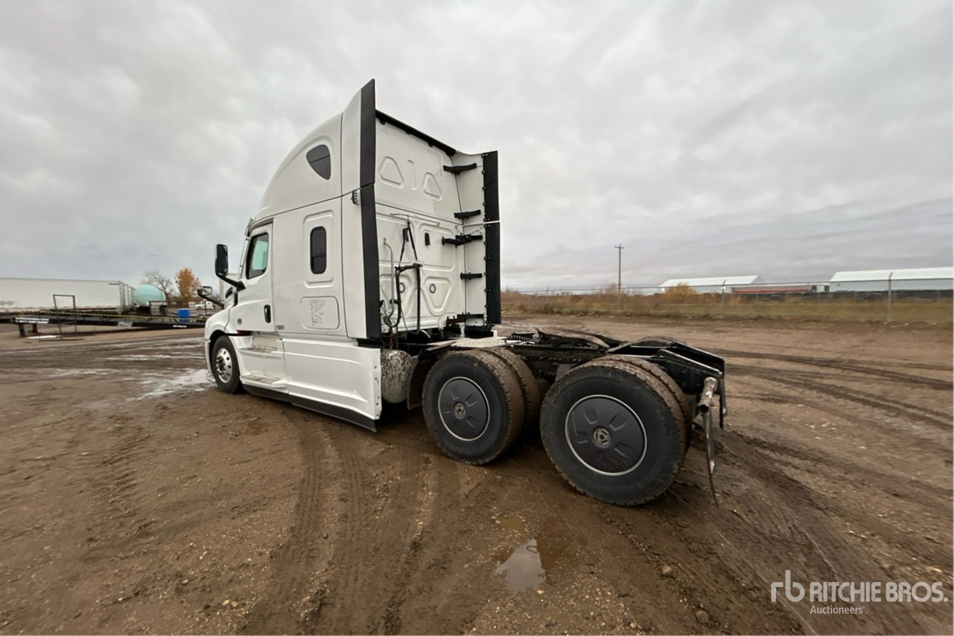 2023 Freightliner Cascadia 126 6x4 Sleeper Prime Mover | Ritchie Bros ...