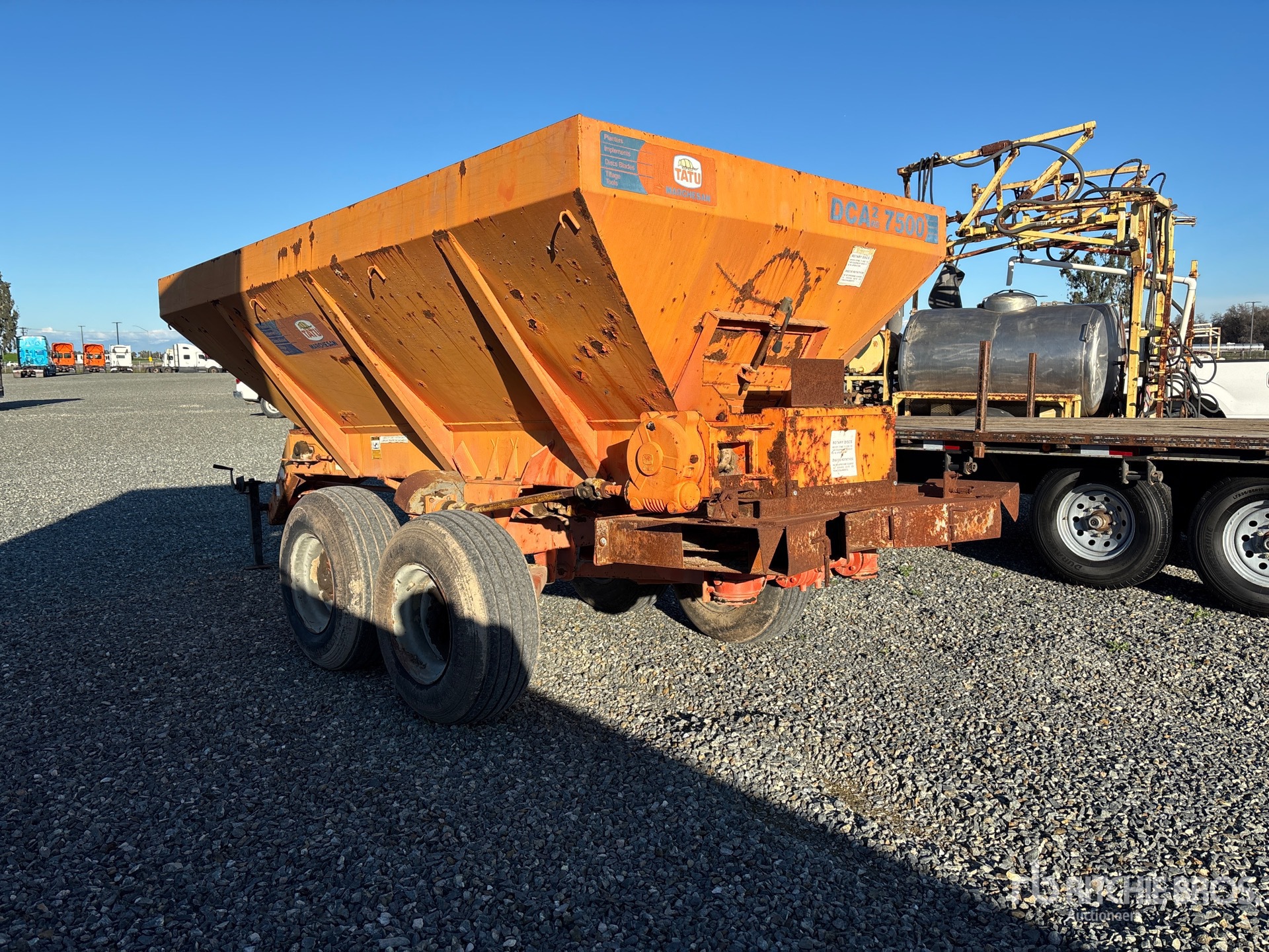 2005 (unverified) Tatu DCA2 7500 RD T/A Épandeur d'engrais | Ritchie ...