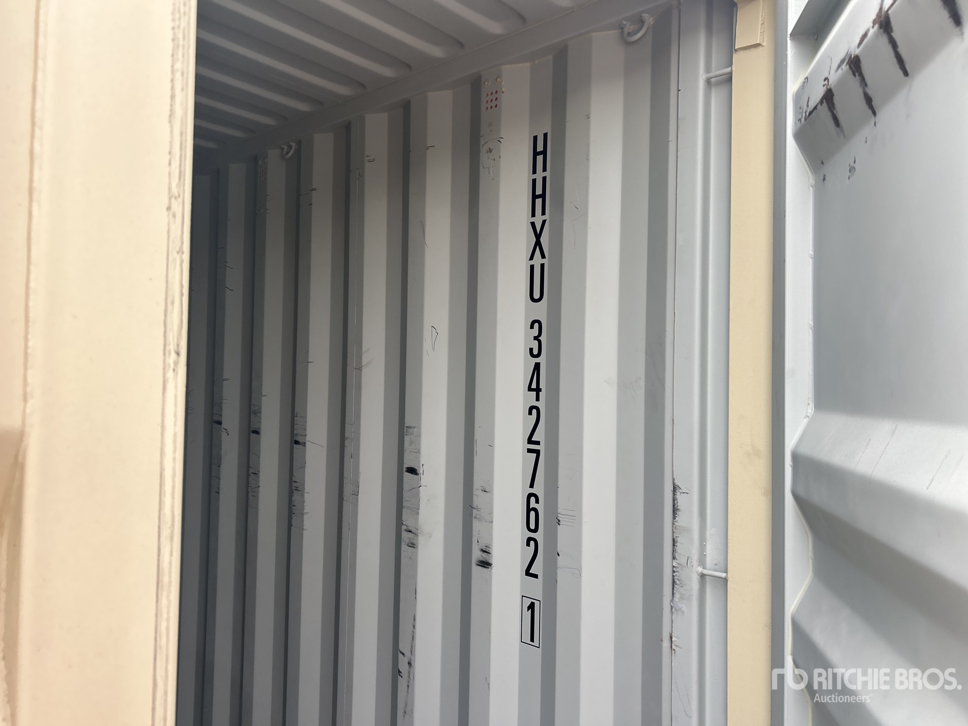 20 ft Standard Open-Sided Conteneur de stockage | Ritchie Bros. Auctioneers