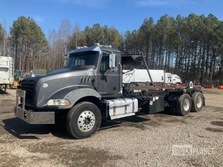2016 Mack GU533 6x4 Roll-Off Truck in Halifax, North Carolina, United ...