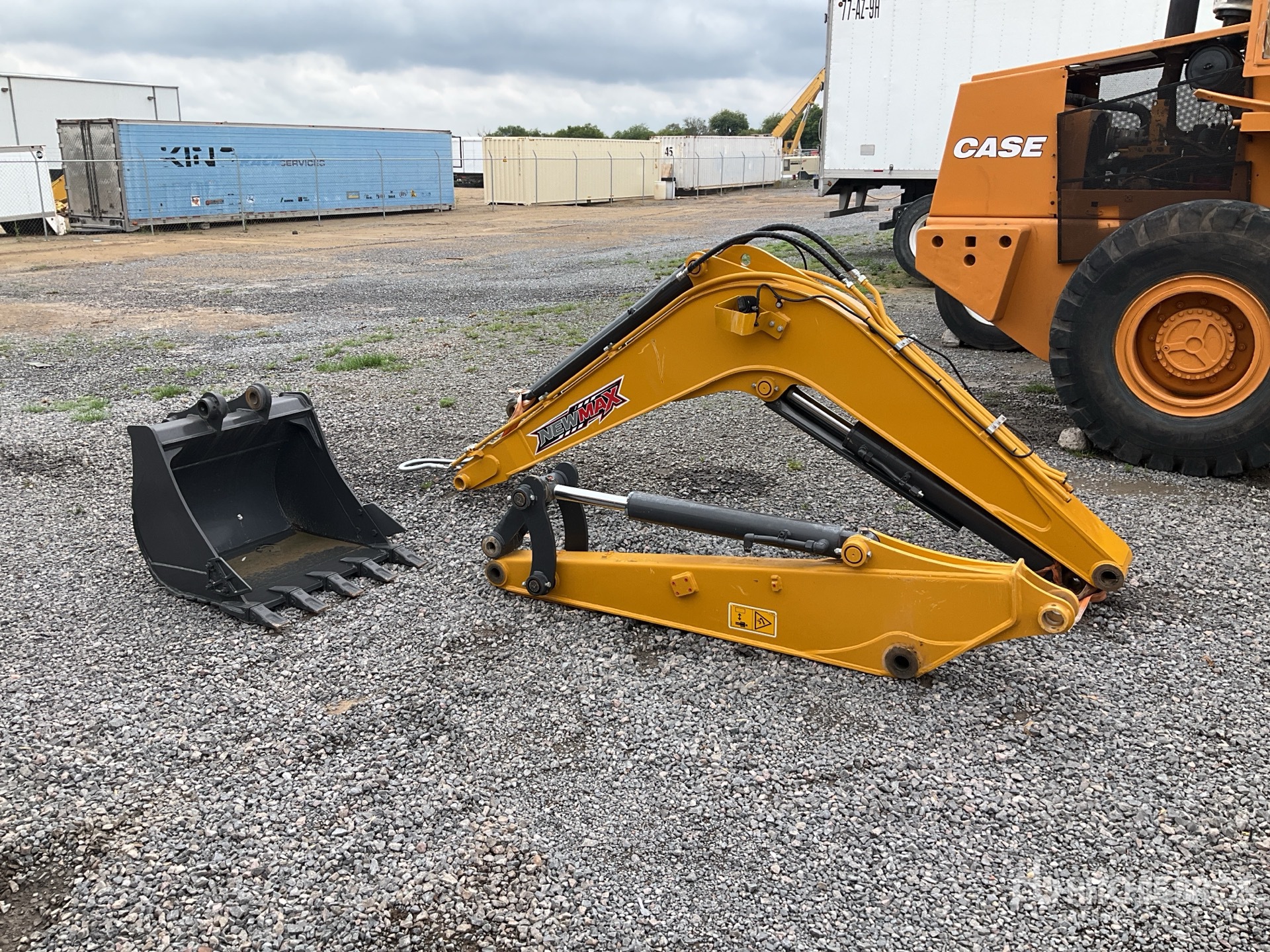 Pluma, Brazo y Cucharon para Miniexcavadora (Sin Usar) / Boom, Stick ...