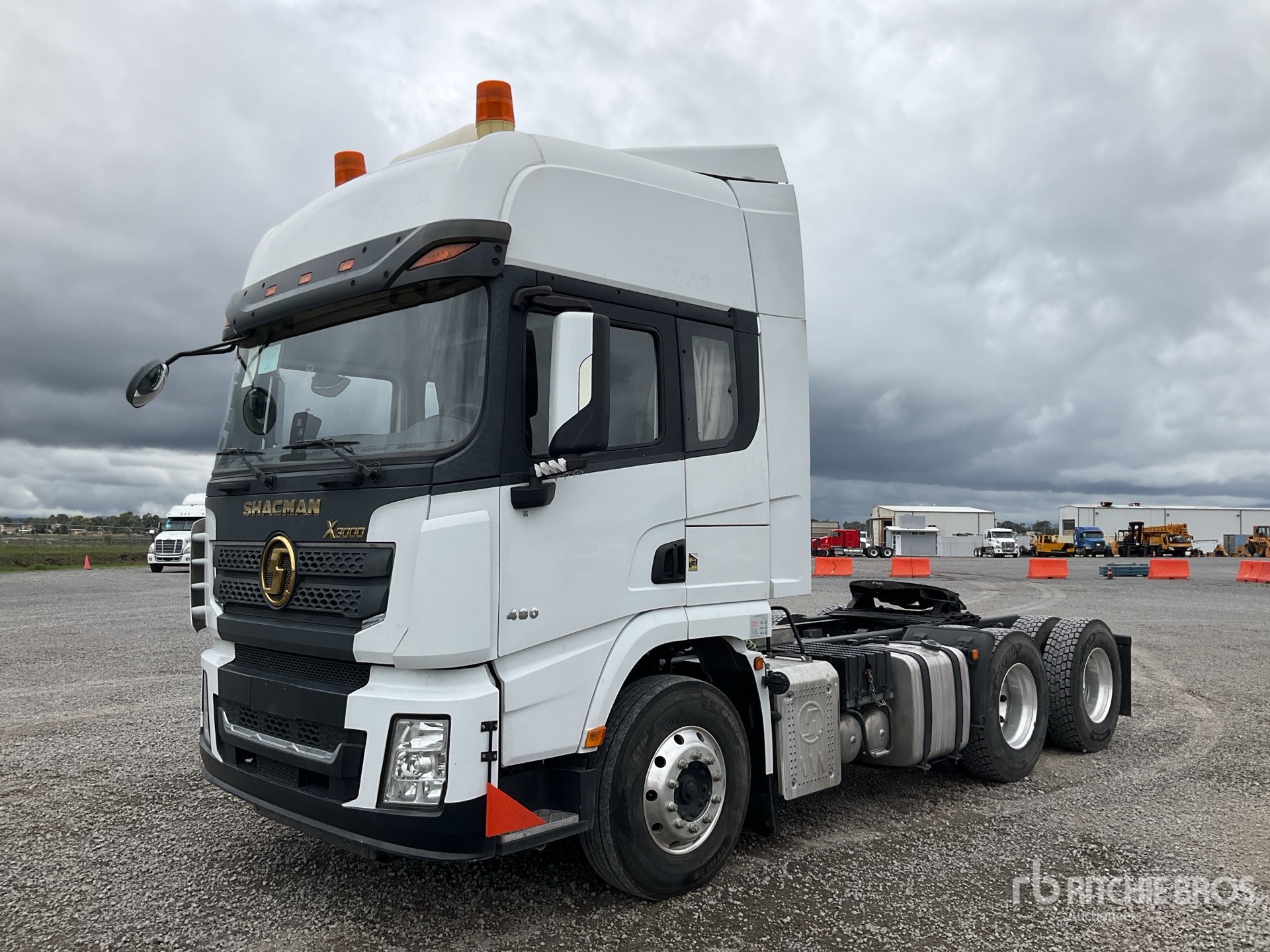 2025 Shacman X3000 6x4 Tractocamion con Dormitorio / Cabover Prime ...