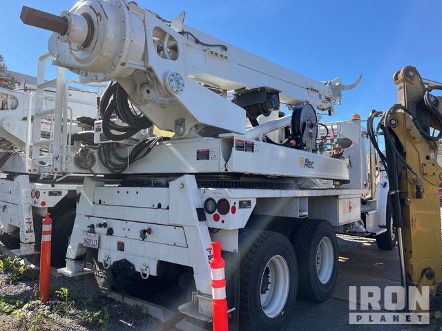 Altec HD35A-12 on 2021 Freightliner M2 6x6 Pressure Digger in Perris ...
